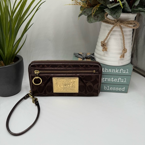 Coach | Bags | Coach Poppy Signature Slim Zip Wallet In Mahogany Gold ...